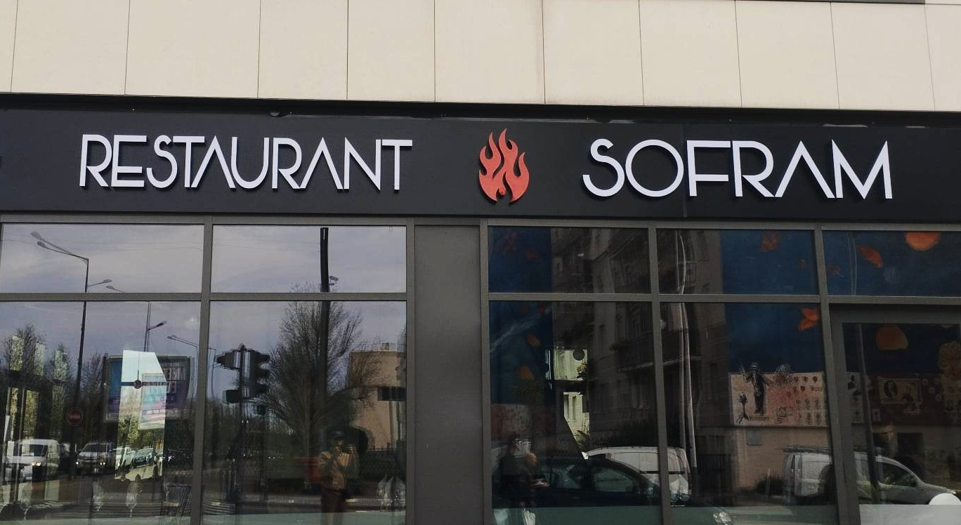 Un nouveau restaurant s’installe dans l’immeuble Le Miroir ...